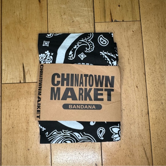 chinatown market | Accessories | Chinatown Market Paisley Smiley ...